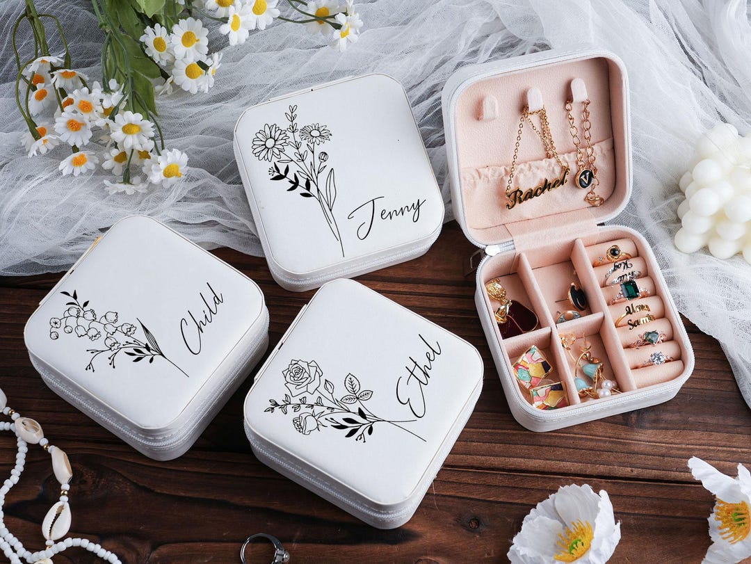 Personalized Birth Flower Jewelry Box, Vegan Leather Travel Case - Etsy