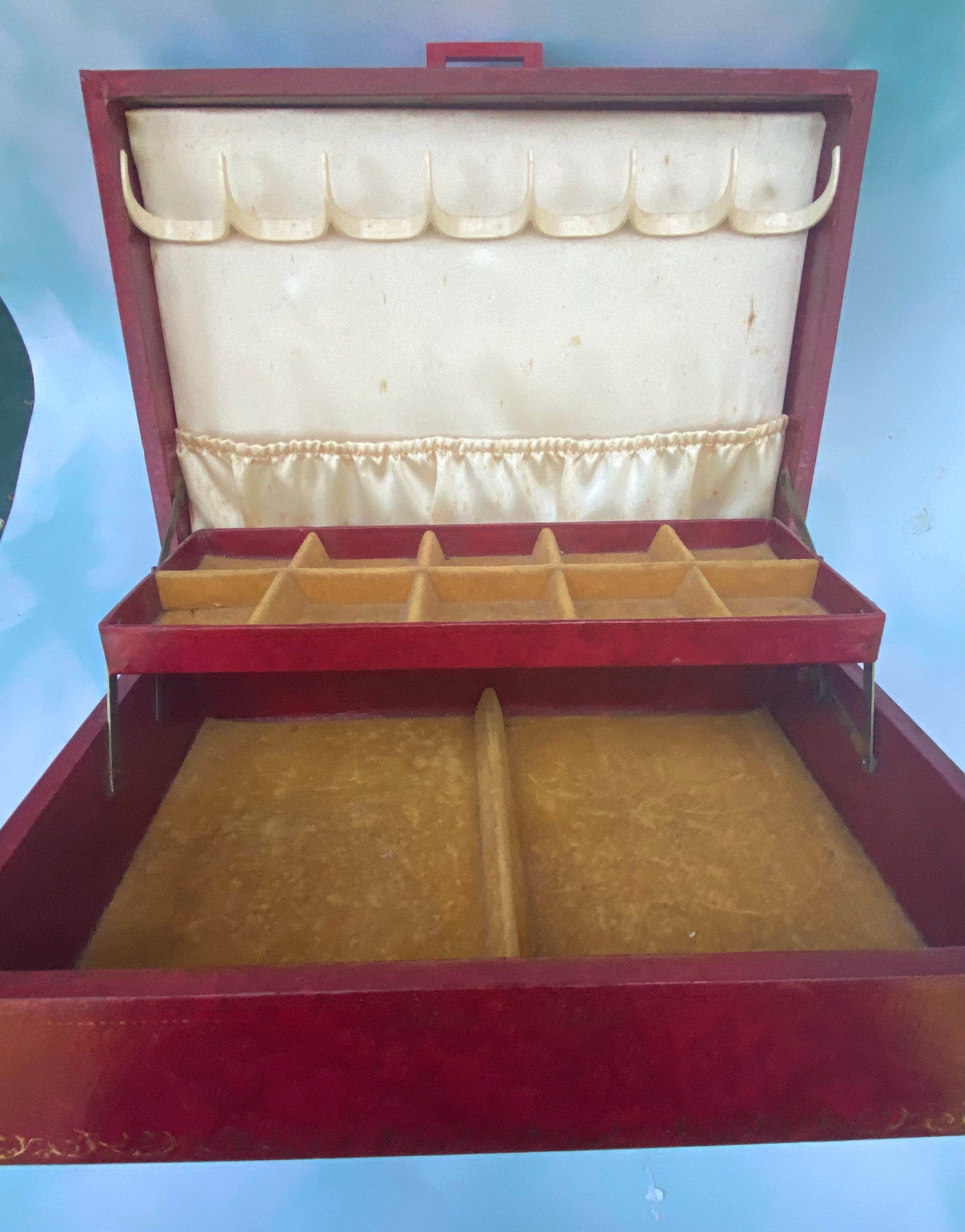Vintage 1950s 60s Jewelry Box Red Leatherette With Gold Gilt and ...