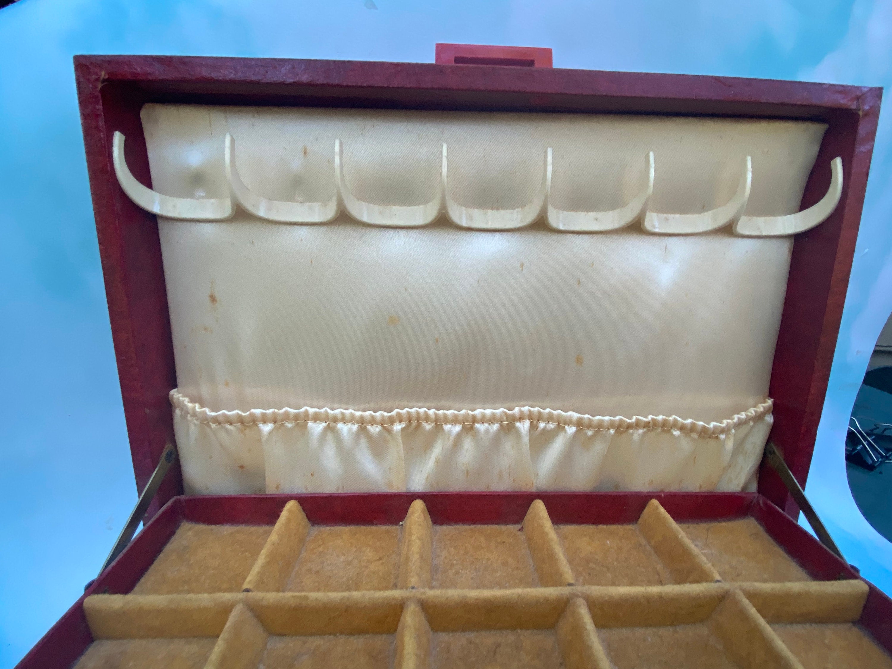 Vintage 1950s 60s Jewelry Box Red Leatherette With Gold Gilt and ...