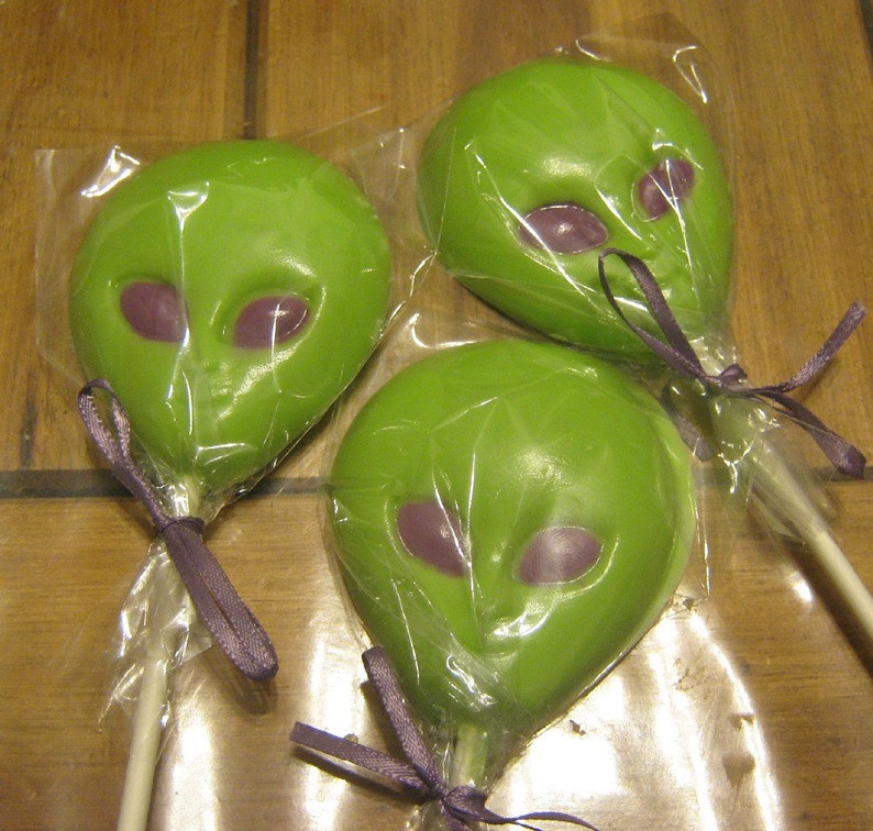 One Dozen Alien Head Chocolate Lollipops | Etsy