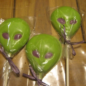 One Dozen Alien Head Chocolate Lollipops Suckers Party Favors - Etsy