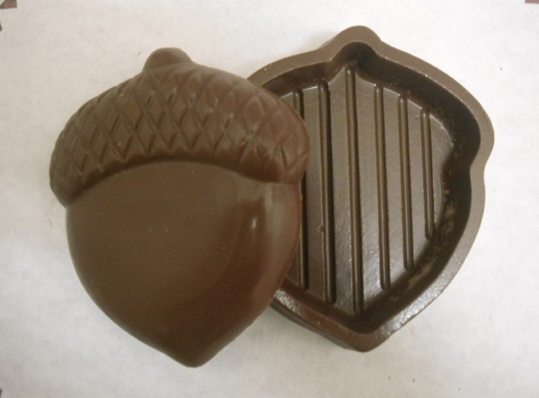 Autumn Acorn Chocolate Box - Etsy