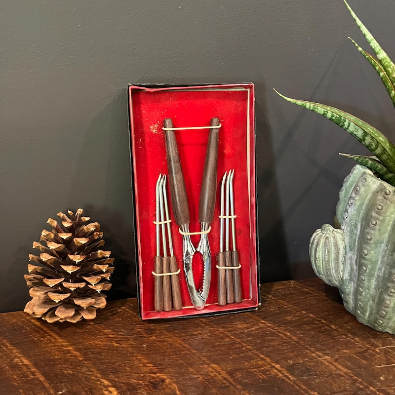 Mcm Nut Cracker Set - Etsy