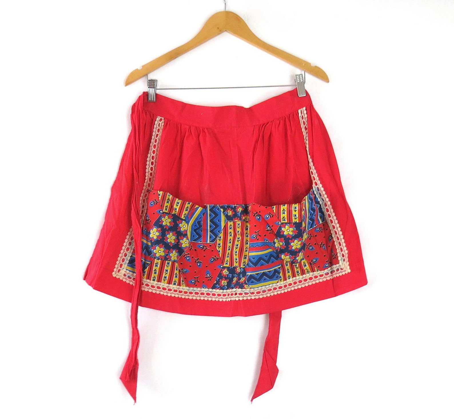 Red Mid Century Apron Vintage Waist Apron With Floral Pattern Kitchen ...