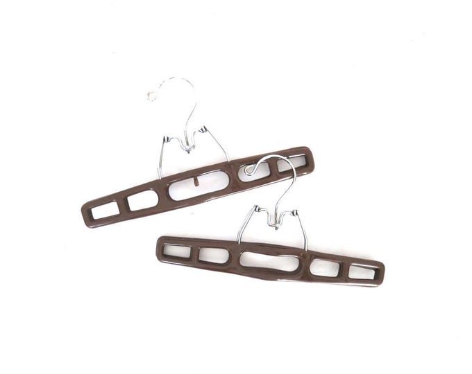 2 Vintage Brown Plastic Clamp Skirt or Pants Hangers - Etsy