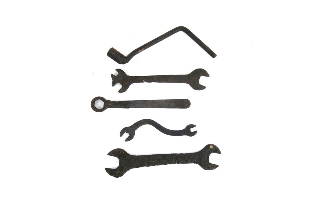 Antique Tools Wrenches Primitive Farmhouse Decor Vintage Tool ...