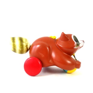 Vintage Fisher Price Pull Toy Shelf Display Piece 1979 Raccoon Vision ...
