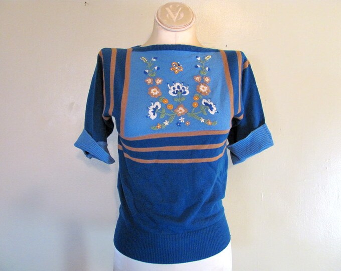 Vintage Blue Embroidered Sweater W Flowers Womens Size M - Etsy