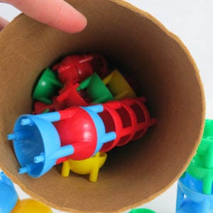 Vintage Slinky Form-a-tions Plastic Colored Building Pieces Children's ...