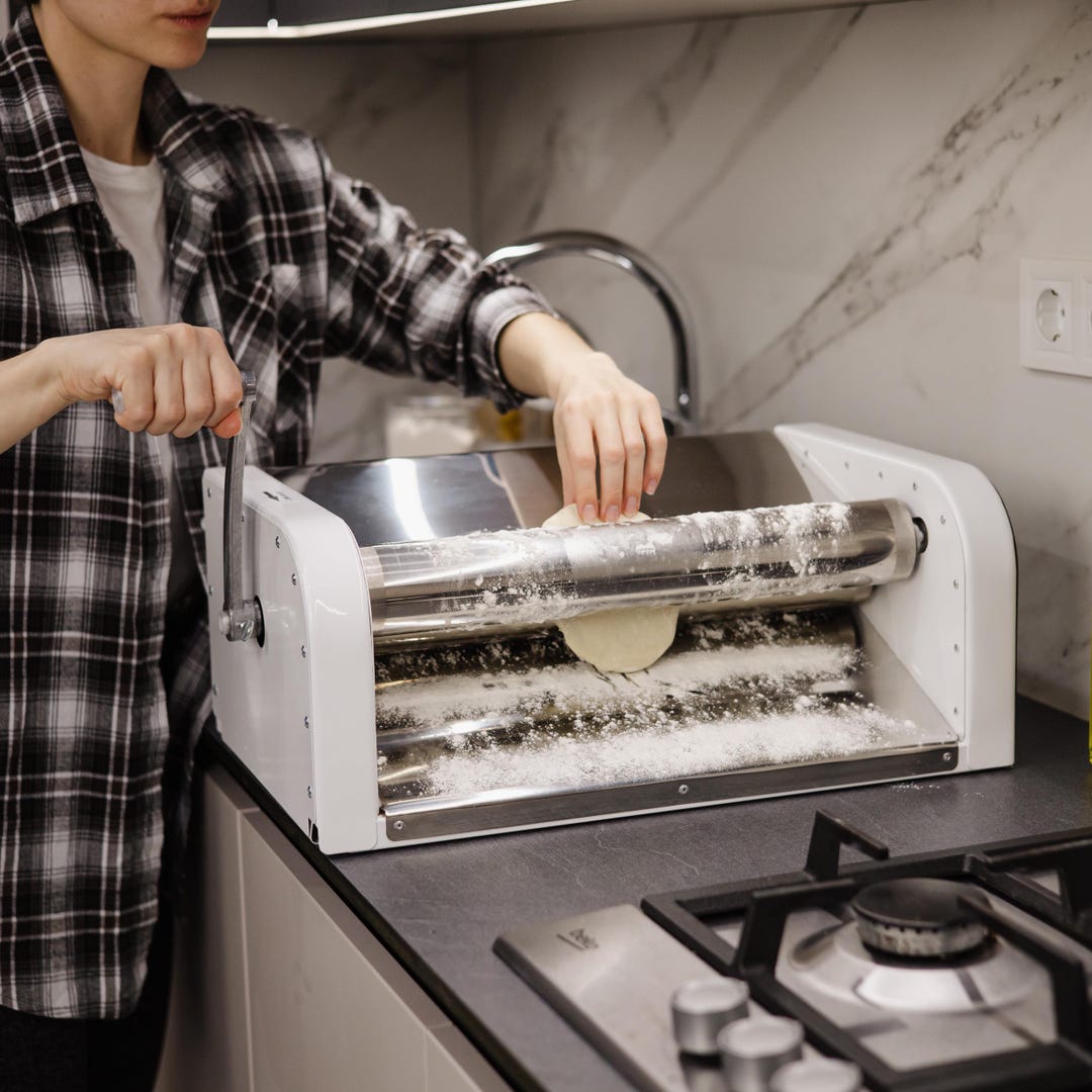 Dough Rolling Machine, Manual Dough Sheeter, Dough Roller, Pastry ...