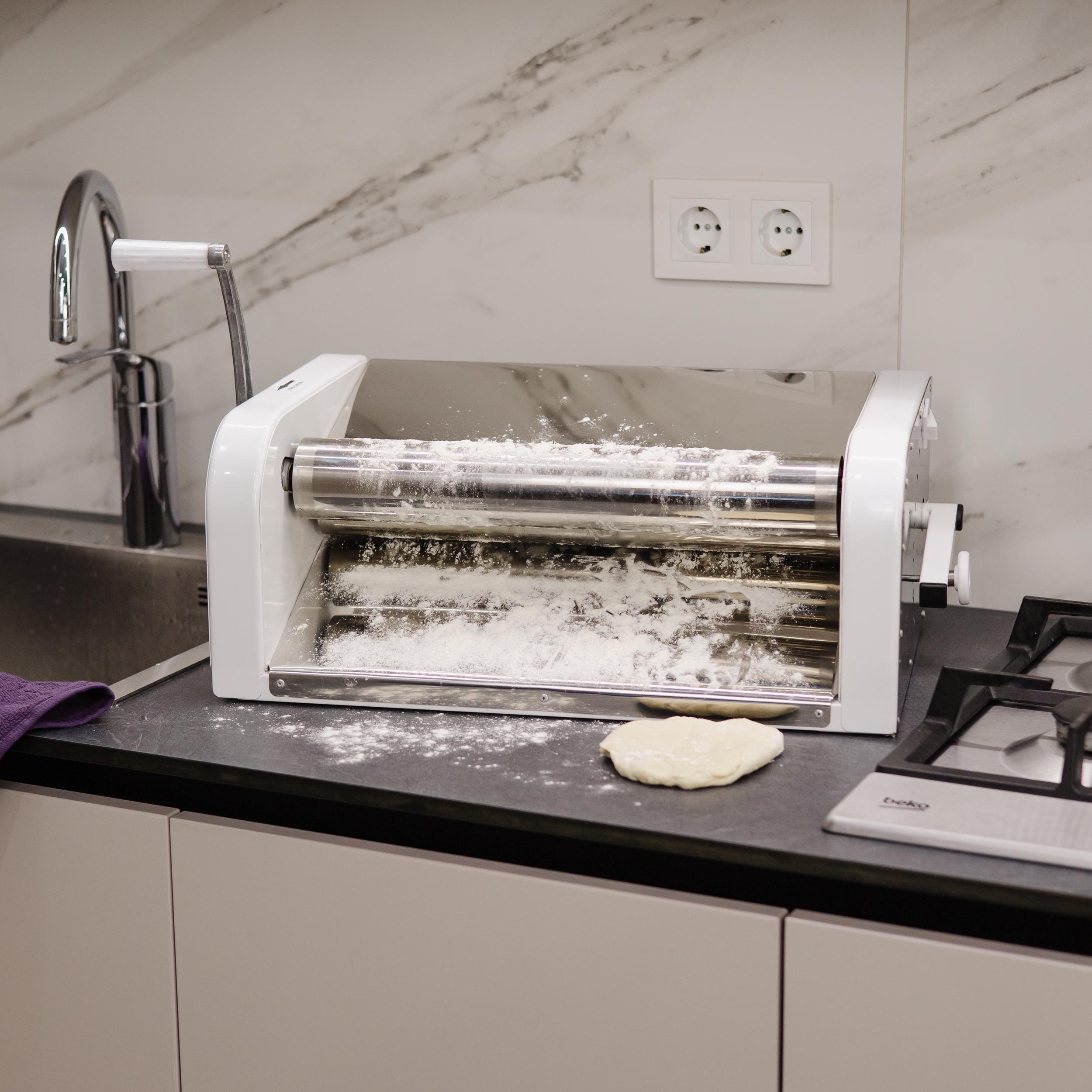 Dough Rolling Machine, Manual Dough Sheeter, Dough Roller, Pastry ...