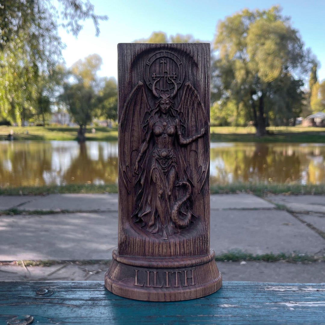 Wooden Lilith Statue – Dark Goddess of Occult Power, Pagan Altar ...