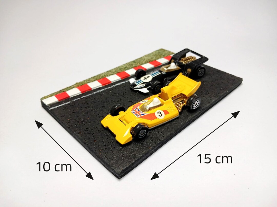 Race Track Diorama for Diecast Cars in 1/64 Scale. - Etsy UK