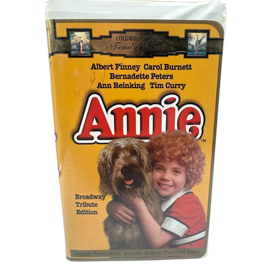 Annie VHS 1982 Broadway Tribute Edition Albert Finney Carol Burnett PG ...