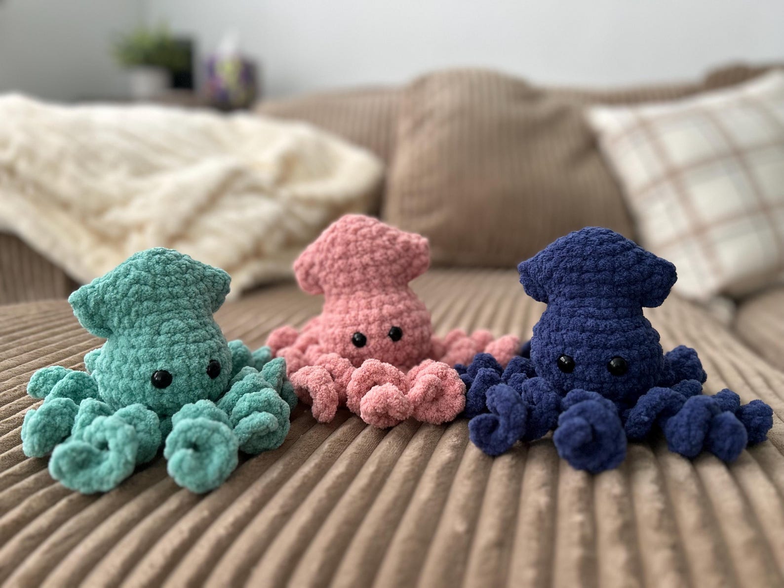 Mini Squid Plushie - Etsy