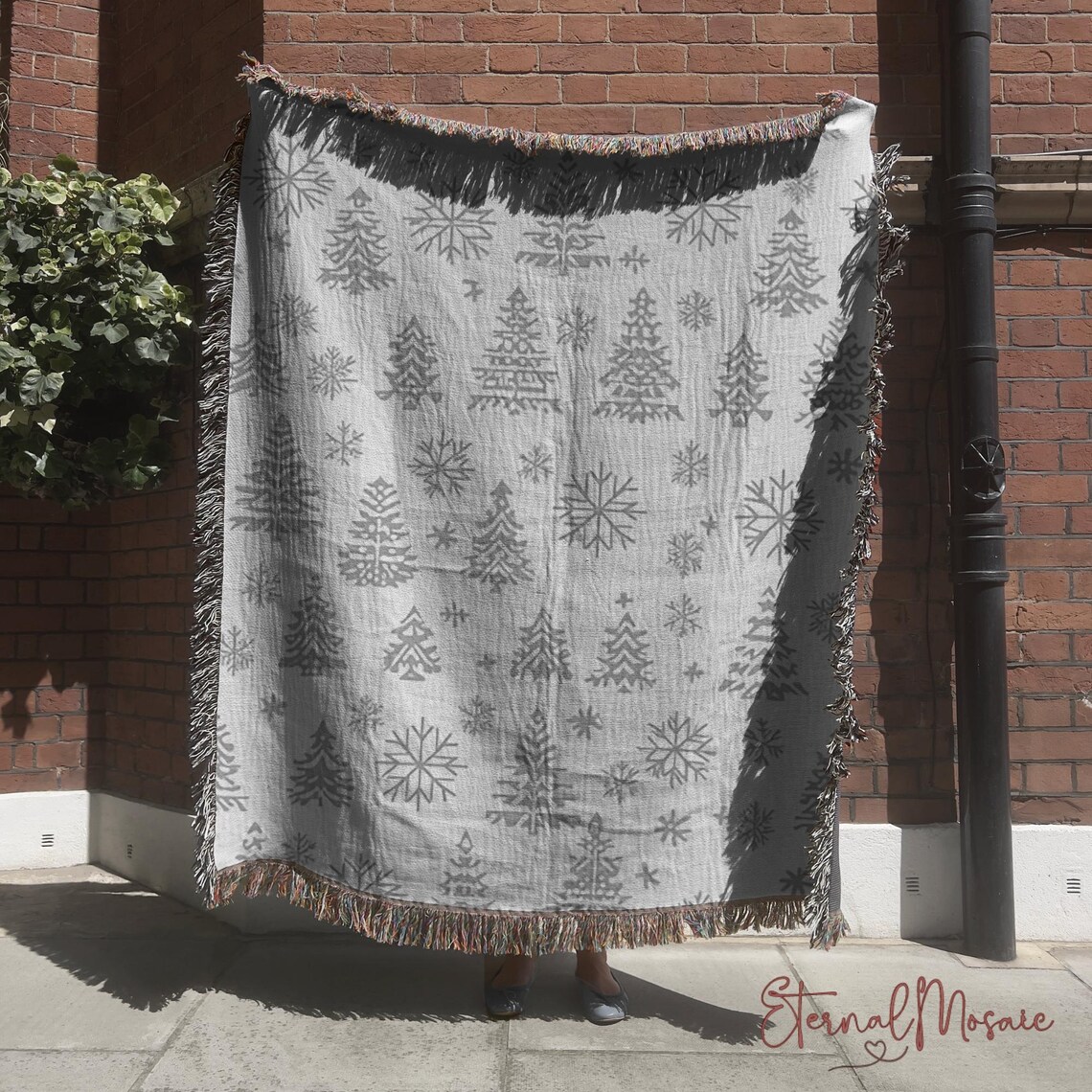Silver and White Christmas Tree Snowflakes Woven Blanket Throw, Wall ...