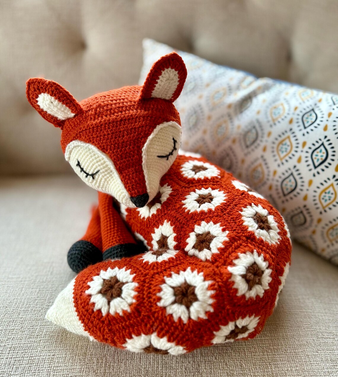 Sleepy Fox African Flowers Crochet Pattern, Floral Design, Granny ...