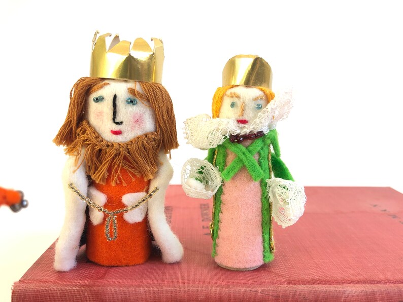 Vintage Royal Finger Puppets Handmade Felt King Queen - Etsy