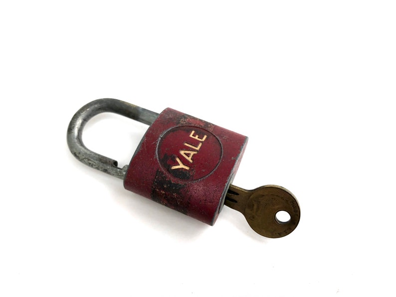 Vintage Red Metal YALE Lock Works W/ Original Key Perfect - Etsy