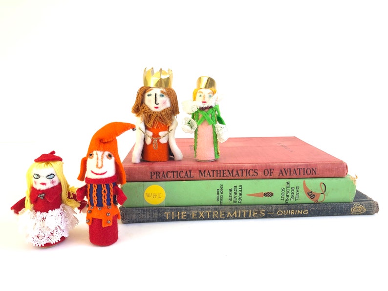 Vintage Royal Finger Puppets Handmade Felt King Queen - Etsy