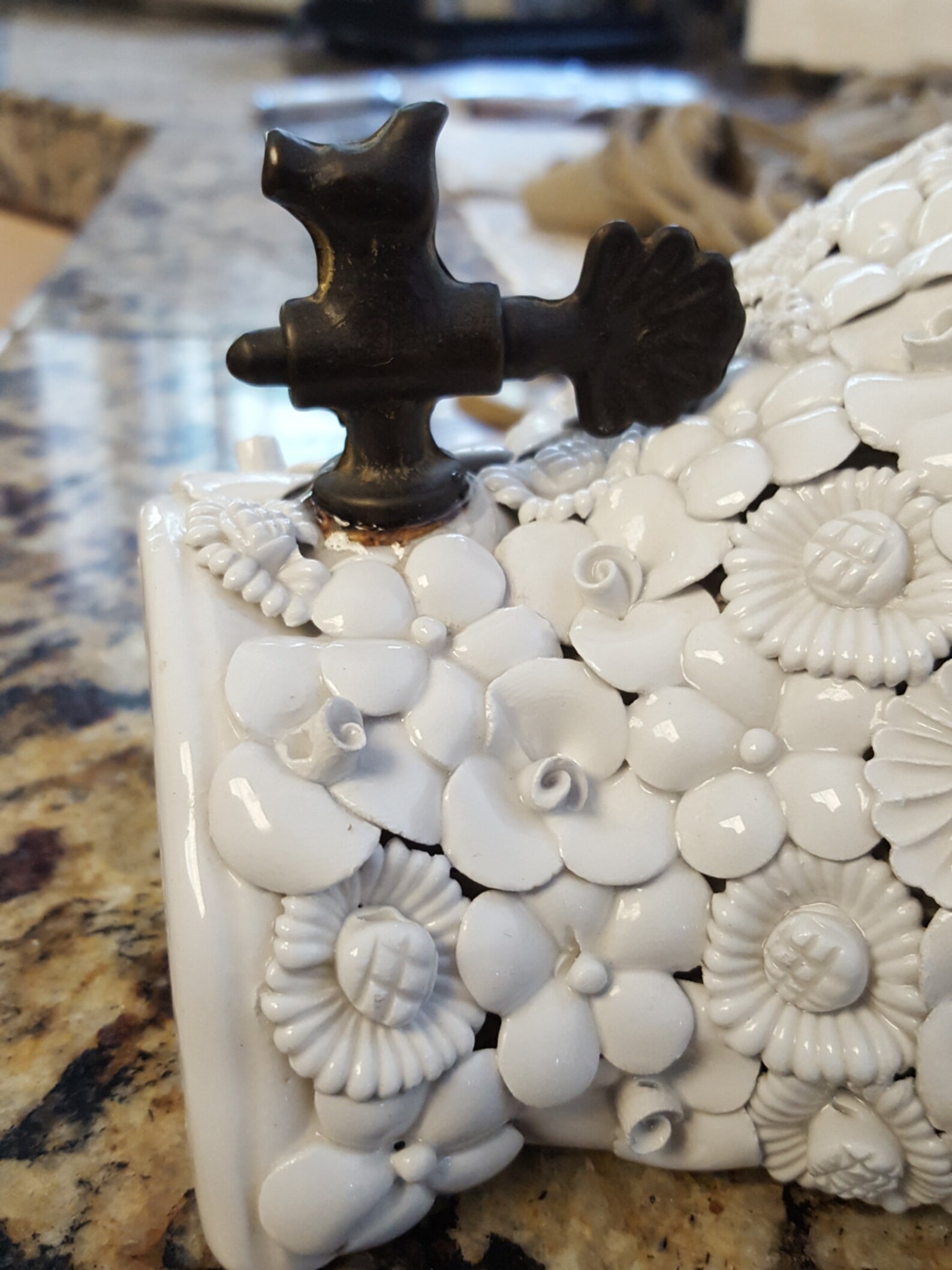 Antique Antonio Zen Nove Italy Art Large Scone Decoration Aplique ...