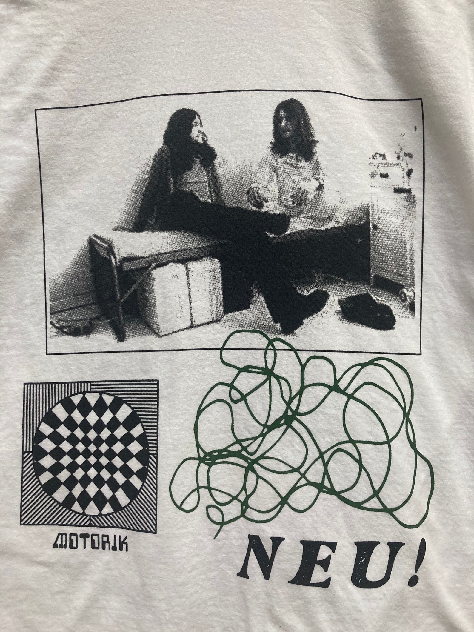 NEU Fan Art T-shirt - Etsy