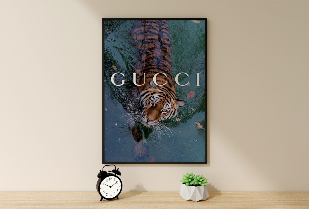 Gucci Poster, Fashion Magazine Art, Gucci Canvas, Gucci Art, Gucci ...