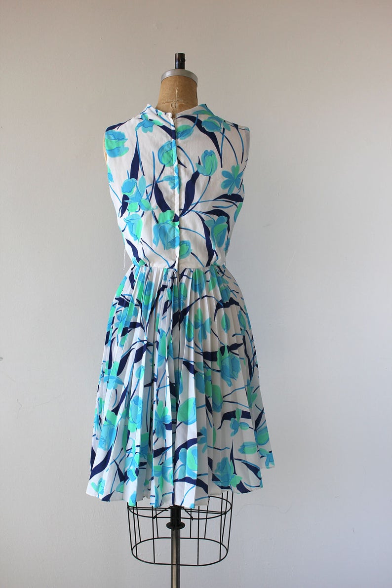 Vintage 1960s Dress / 60s Floral Print Dress / 60s Blue Roses | Etsy