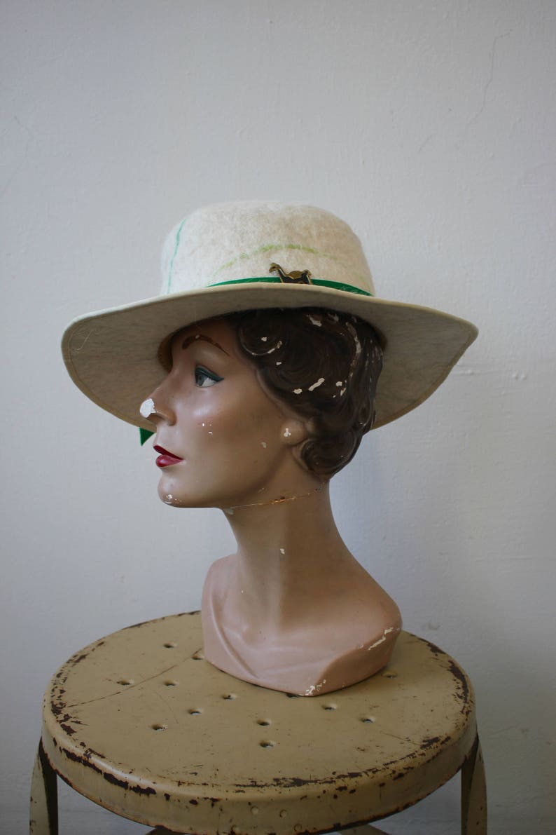 Vintage 1980s Hat / 80s Cream Felt Wool Hat / 80s Llama Hat by - Etsy
