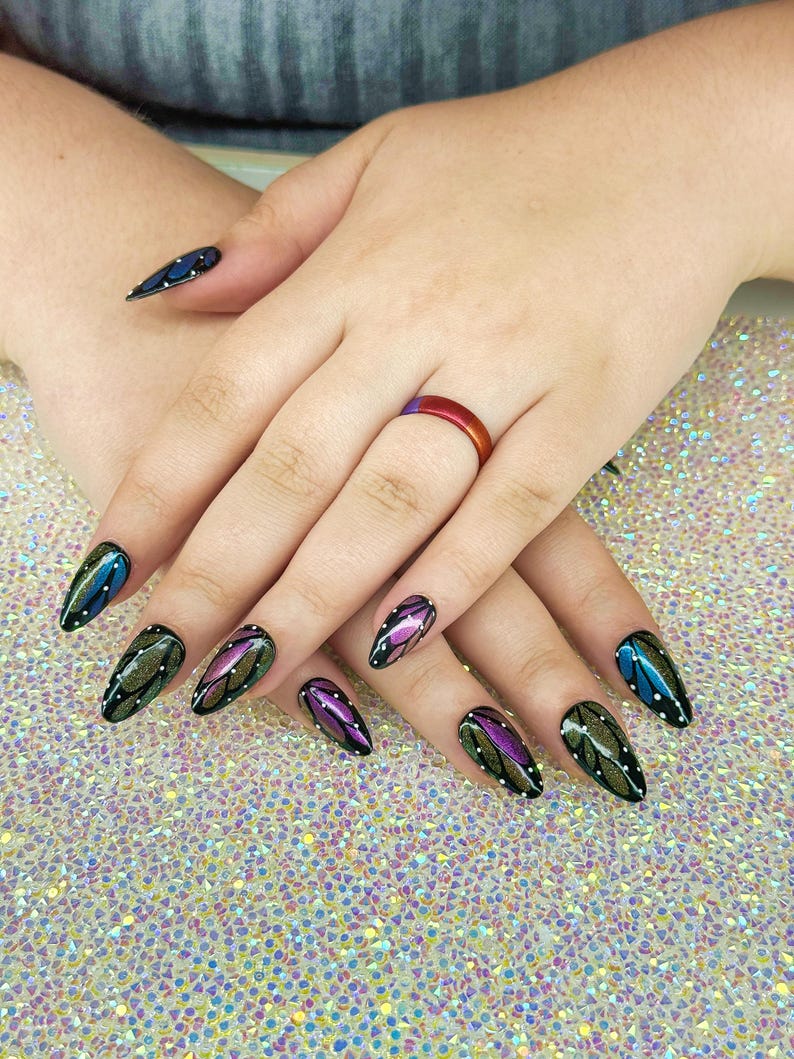 Hand Drawn Custom Press Ons - Etsy