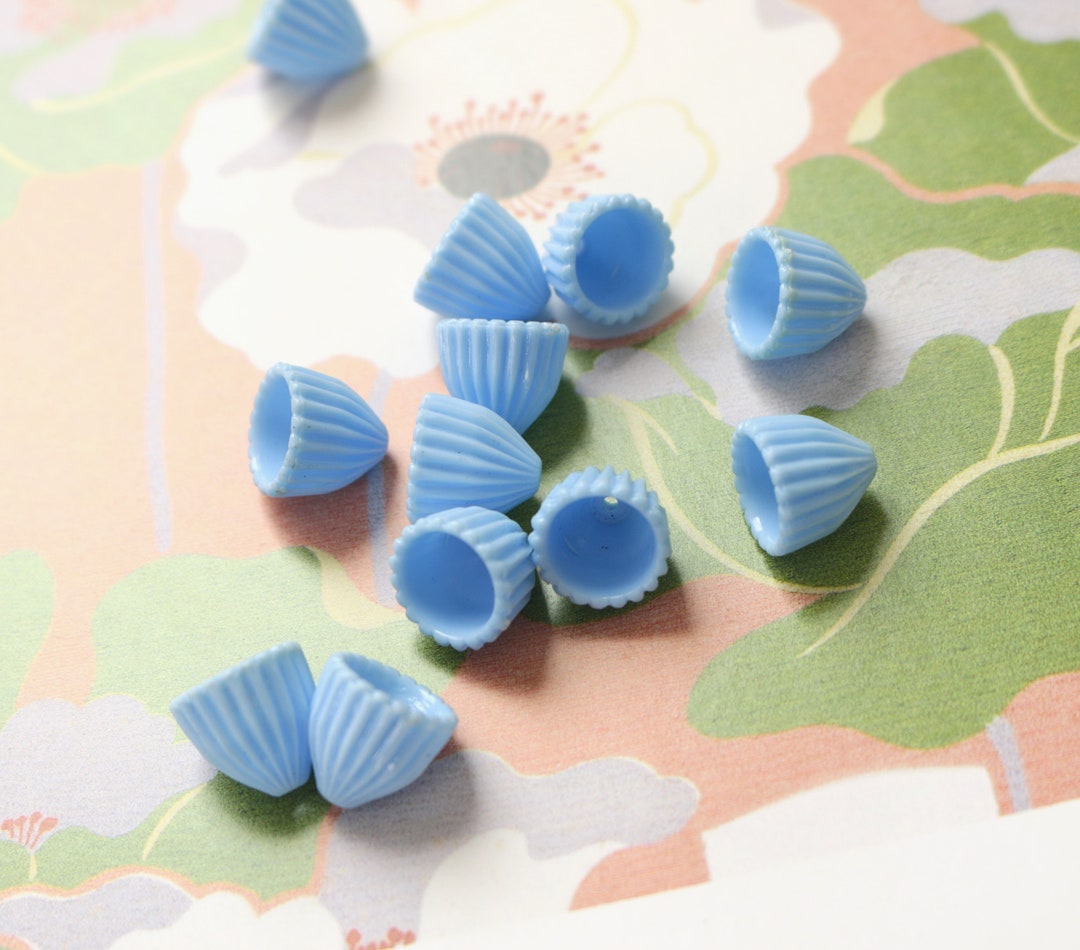 Vintage Baby Blue Bell Flower Beads: Plastic Buttercup Charms (20pcs ...