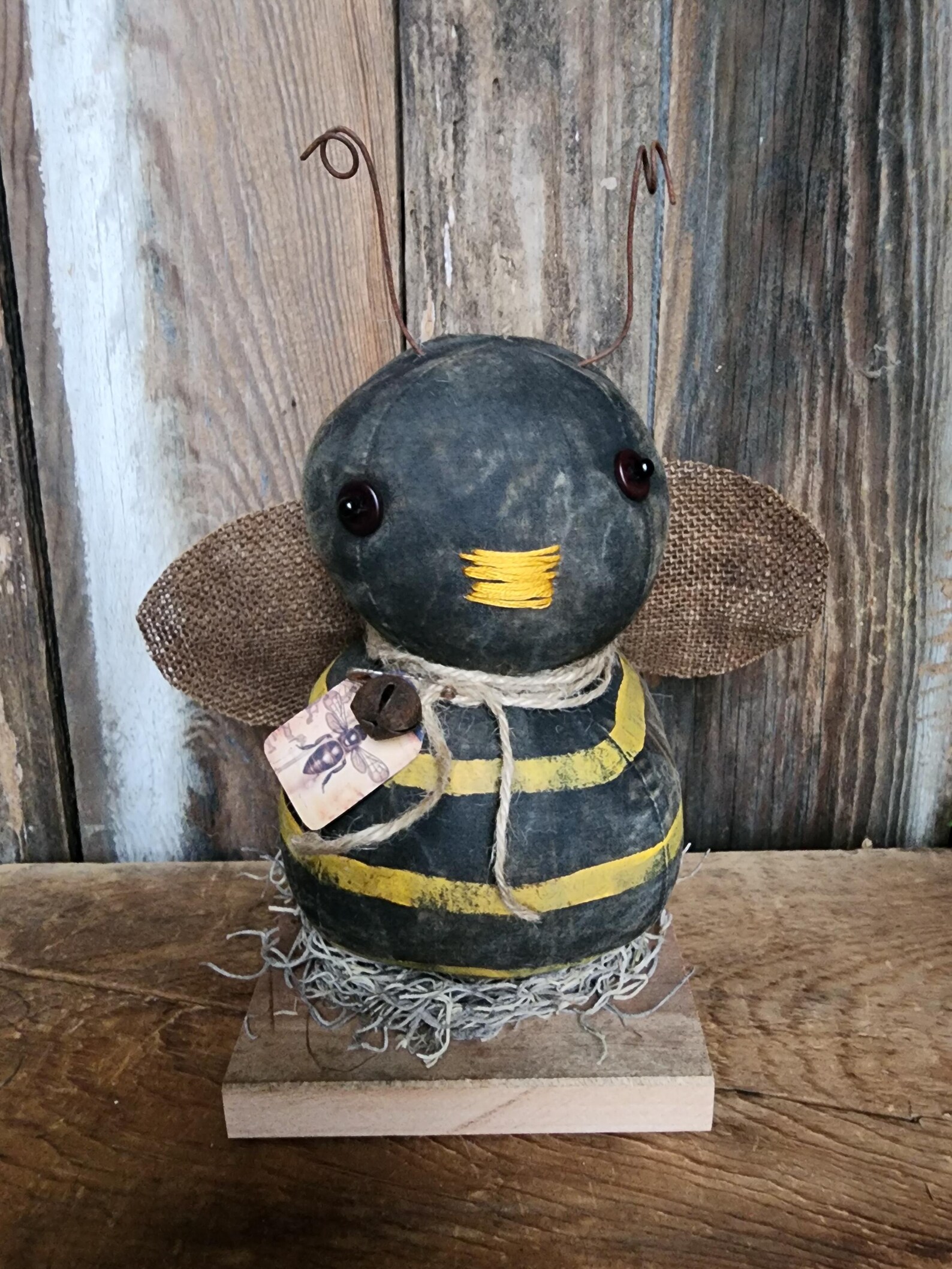 Primitive Bumble Bee Spring Decor: Muslin Burlap Accent - Etsy