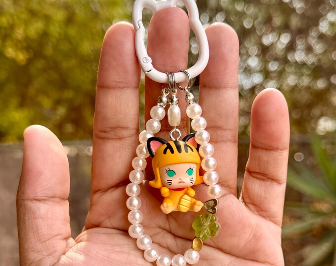 Authentic Pop Mart Lucky Cat Series Pop Beans MOLLY, Keychains, Bag ...