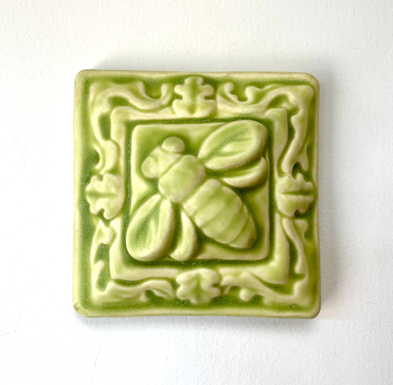 Bee Floral Tile - Etsy