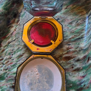Art Deco Tri Fold Rare Compact Octagon Antique Vintage Seventeen ...