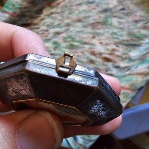 Art Deco Tri Fold Rare Compact Octagon Antique Vintage Seventeen ...