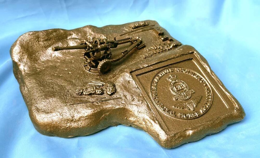 L118 105mm Light Field Gun Ornament - Etsy UK