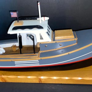 1986 Highly Detailed Wooden Model Crabbing Boat Called the gail Marie ...