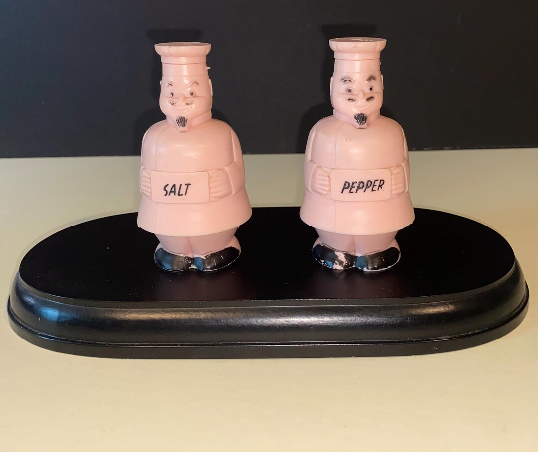 1950's Italian Cooks Salt&pepper Shakers - Etsy