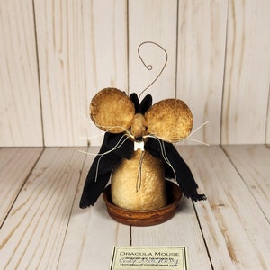 Dracula Vampire Mouse for Tiered Tray Display, Creepy Halloween Decor ...