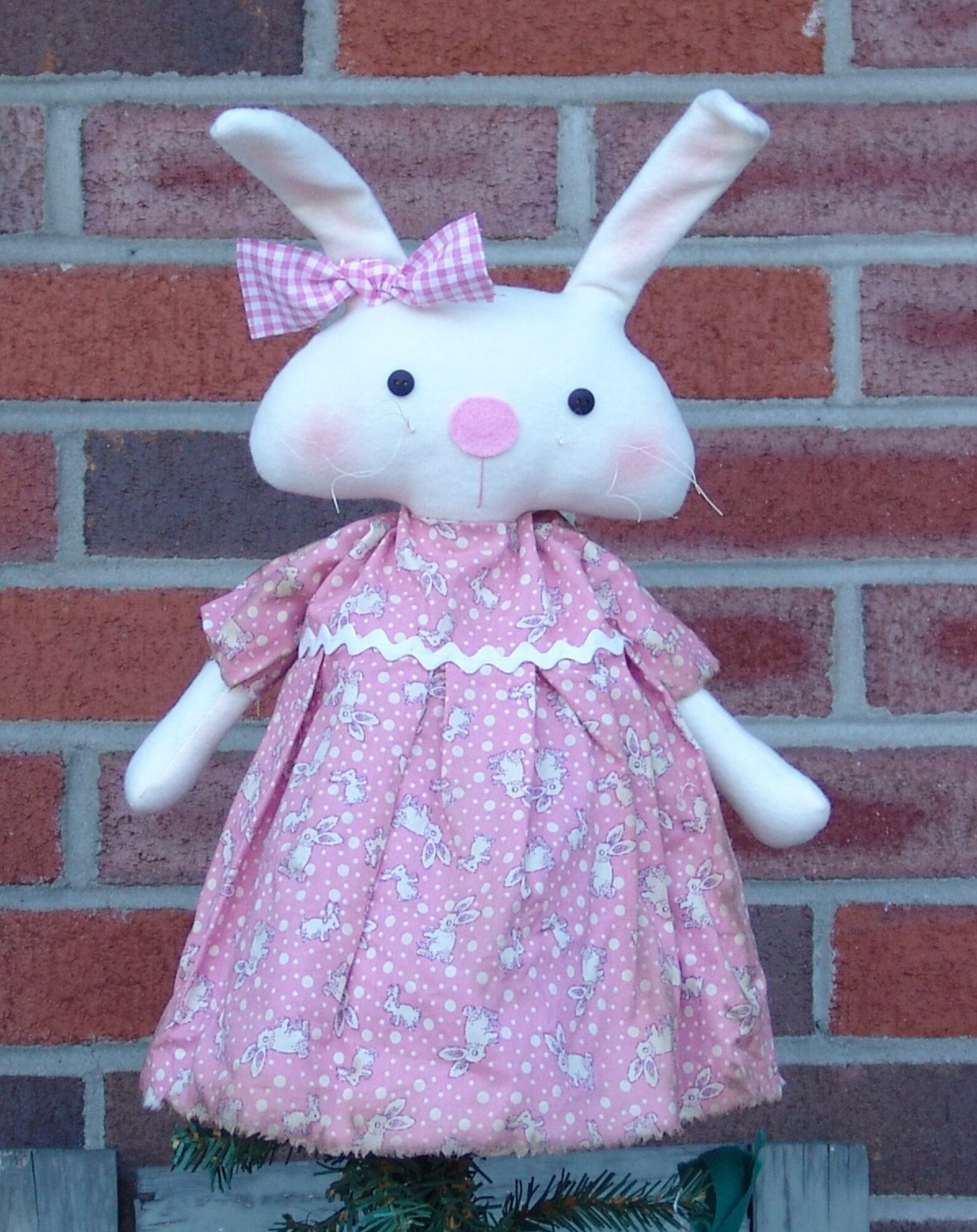 Easter Bunny Tree Topper and Carrot Ornaments Pattern, Primitive Easter ...