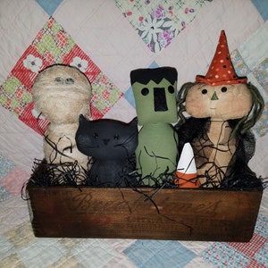 Primitive Halloween Pattern Witch Frankenstein Cat Mummy Candy Corn ...