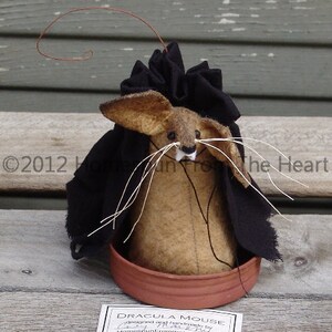 Dracula Vampire Mouse for Tiered Tray Display, Creepy Halloween Decor ...