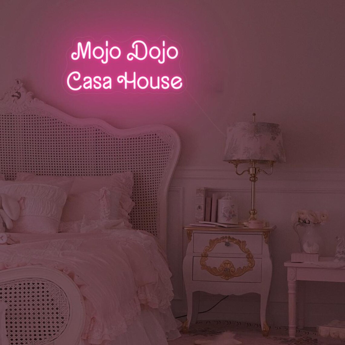 Mojo Dojo Casa House Neon Sign, Movie Wall Sign, Bedroom Decoration ...