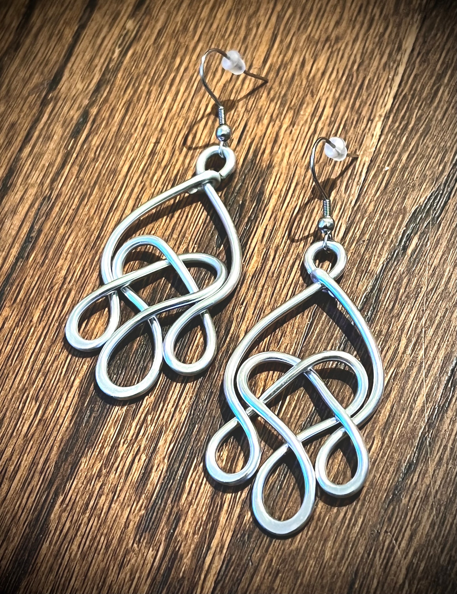 Bleeding Heart Earrings - Wire Work - Customize Your Color - Etsy