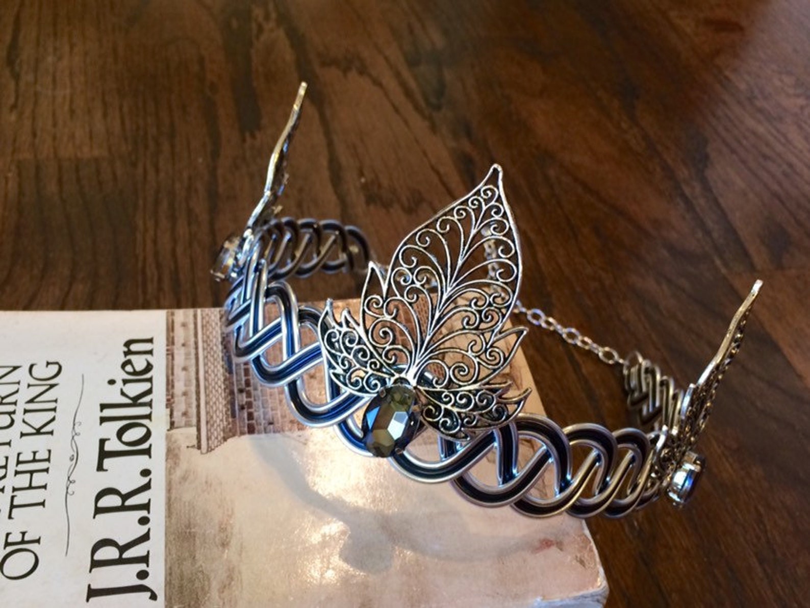 ARAN Unisex Crown Celtic Elven Medieval Rennaisance Hand | Etsy