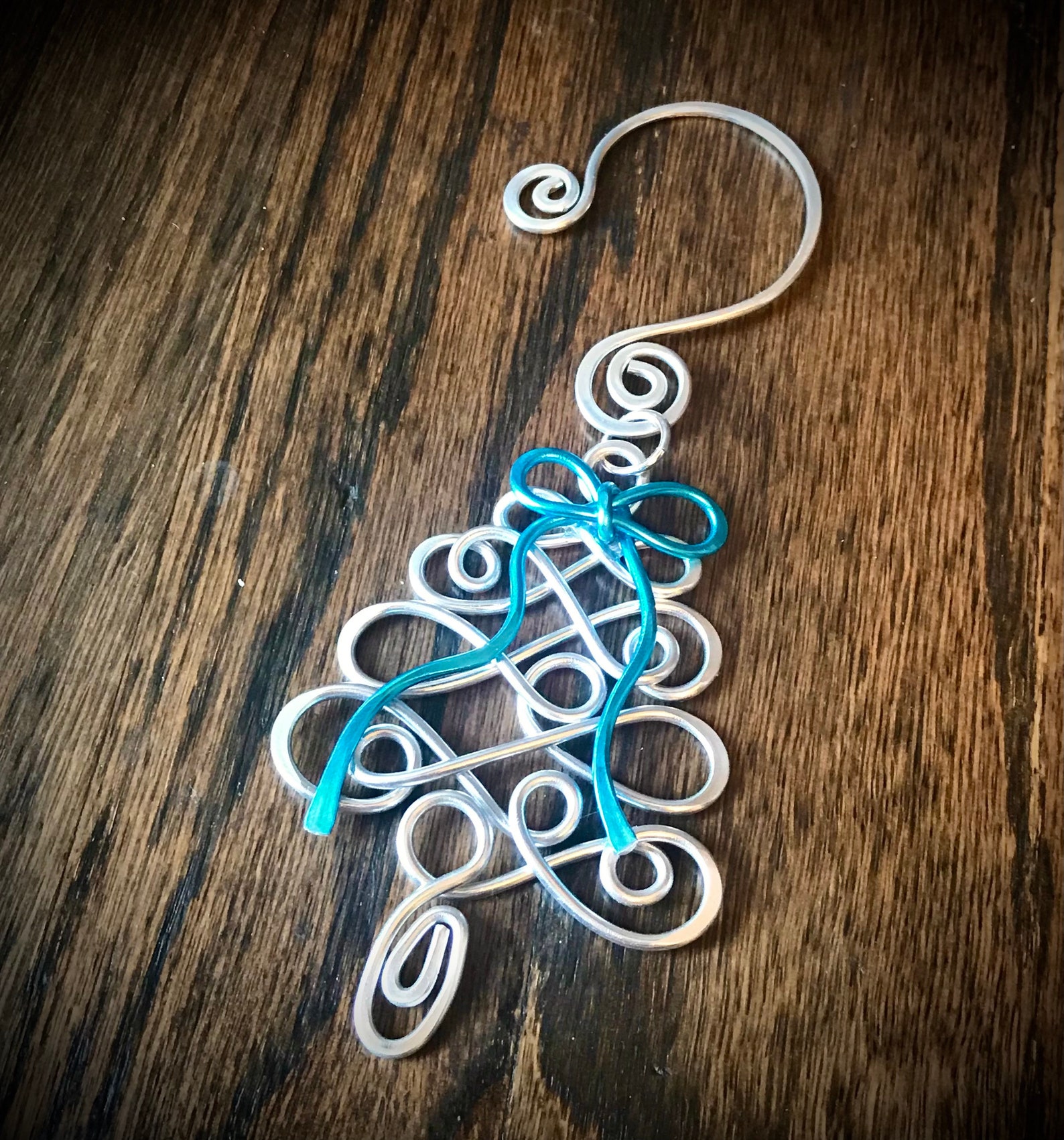 Wire Christmas Tree and Bow Ornament Hand Hammered With - Etsy