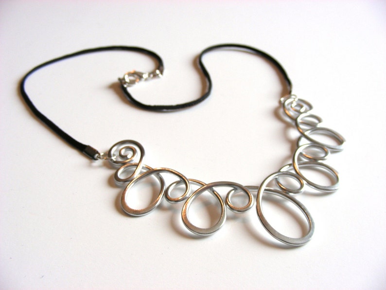 Loop De Loop Necklace Choose Your Own Color - Etsy UK