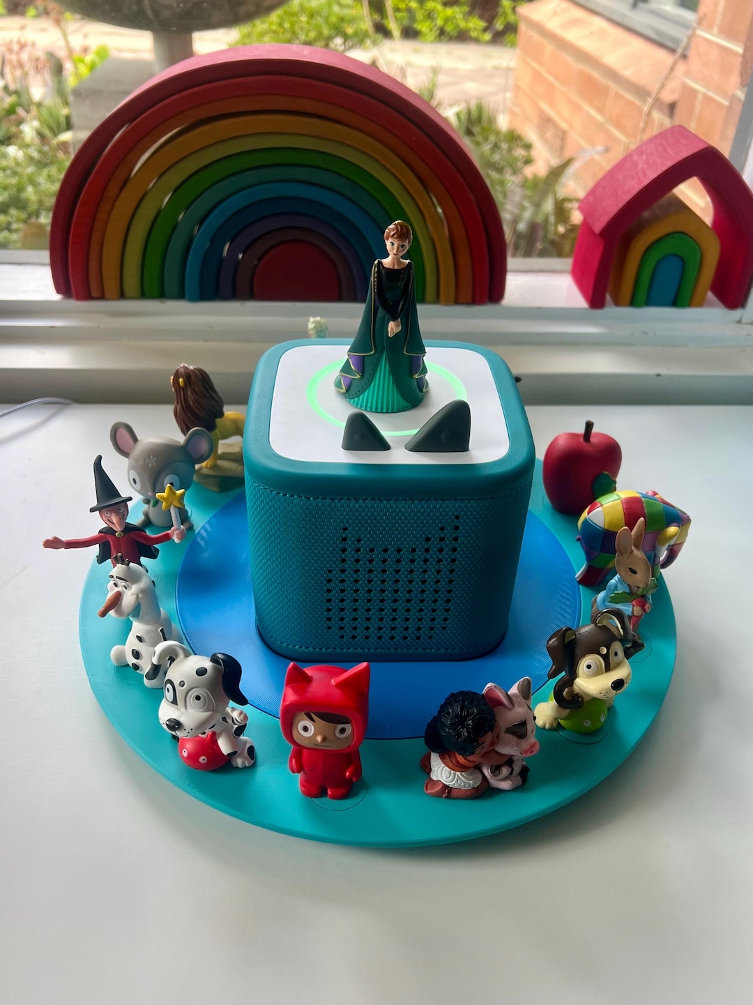 Toniebox 2 Tonie Figure Carousel | Rotating 14-figure Display Stand ...