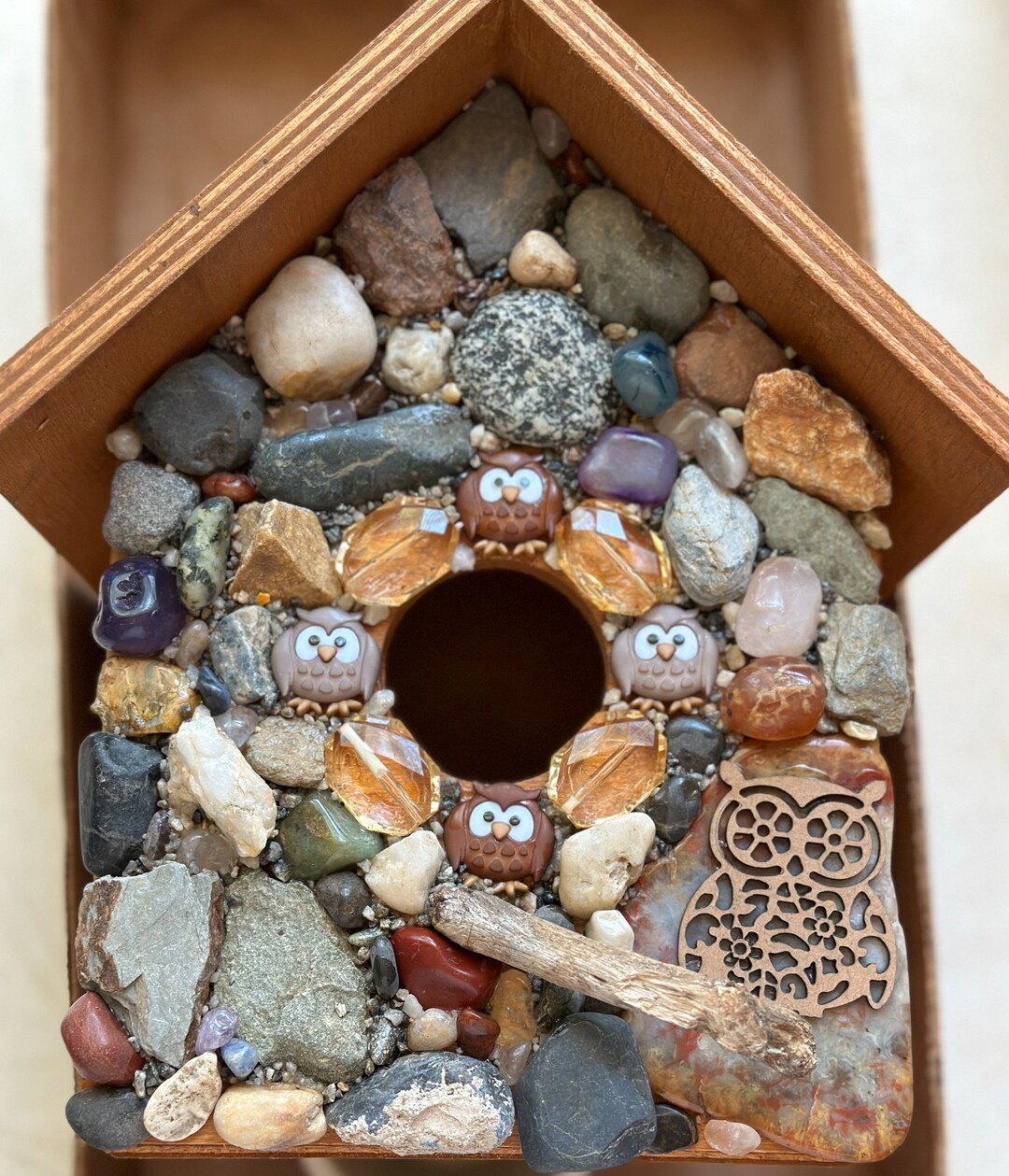 Agate & River Rock Birdhouse: Owl Decor, Outdoor Nesting - Etsy